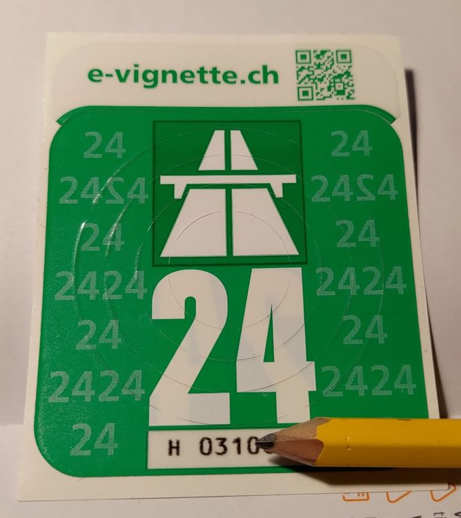 Autobahnvignette 2024 Vignette (Neu und originalverpackt) in Schmiedrued für CHF 35.6 – mit ...