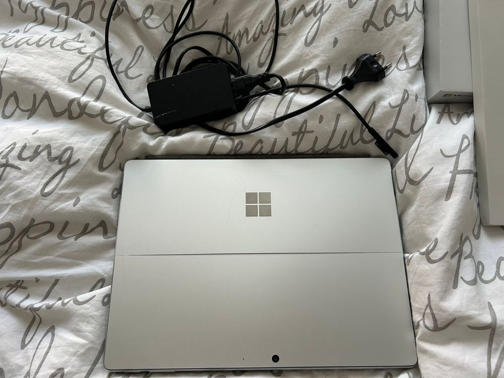 Microsoft Surface Pro 9 (inkl. Tastatur und Stift) (Gebraucht) in ...