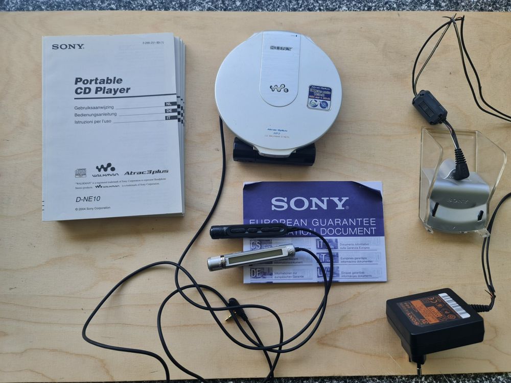 Discman / CD Walkman Sony D-NE10 (Gebraucht) in für CHF 64 – mit ...