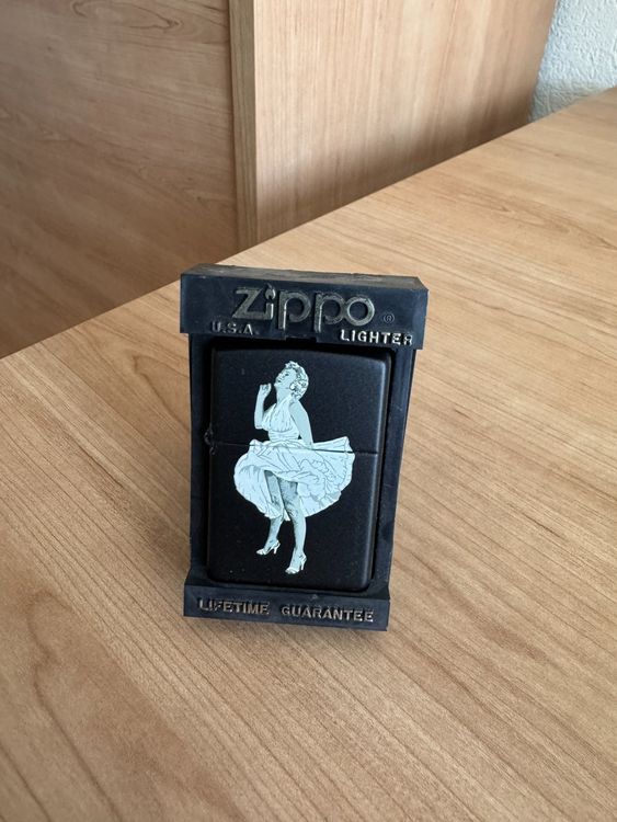 Zippo Marilyn Monroe stehend (Gebraucht) in Elgg für CHF 19.9 – mit ...