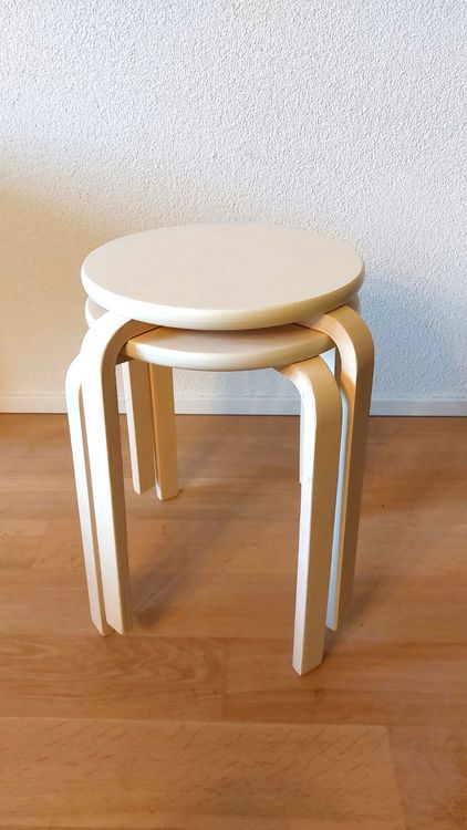 Design Hocker stapelbar (Stil Ikea Frosta Artek Aalto) (Gebraucht) in Zürich für CHF 75 – nur ...