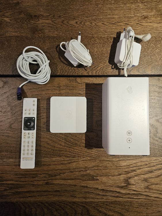 Swisscom Internet Box 2 + TV Box (Gebraucht) in Bure für CHF 12 – mit ...