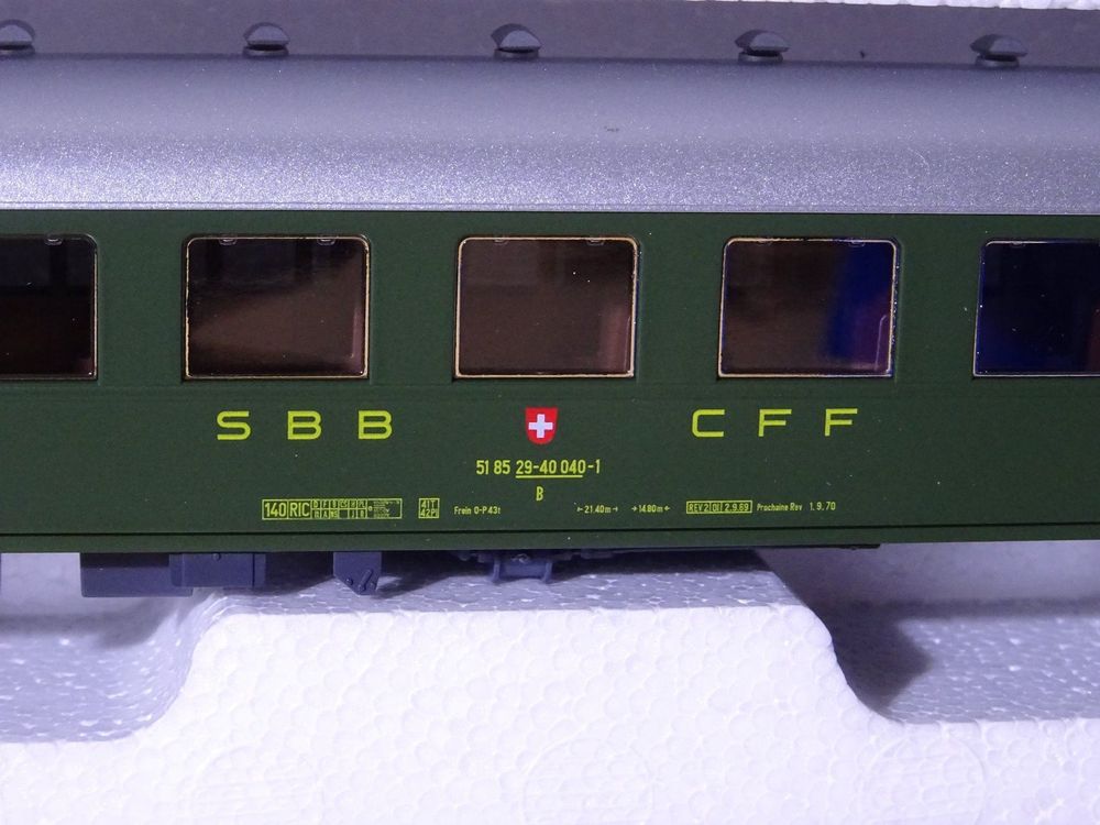 ROCO 44873 SBB RIC 2Kl. Stahlwagen NEU (Neu und originalverpackt) in ...