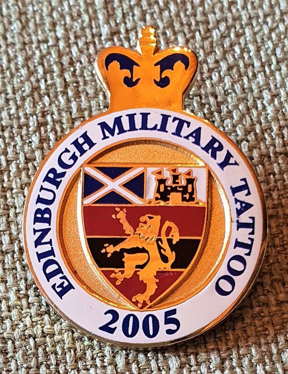 L457 - Brosche Edinburgh Military Tattoo 2005 Schottland | Kaufen auf ...