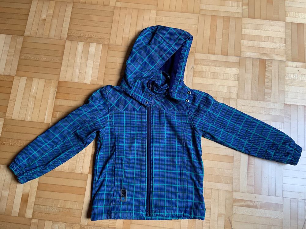 Softshelljacke Gr. 116 (Gebraucht) in Wallisellen für CHF 19 – mit Lieferung auf Ricardo kaufen