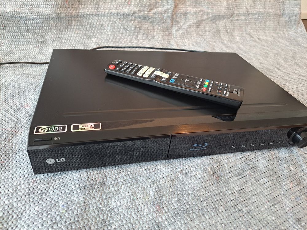 Blu-Ray + DVD Player (LG) (Gebraucht) in Eschlikon TG für CHF 20 – mit ...