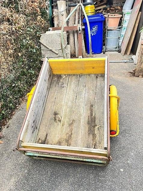 Veloanhänger inkl. Anhängerkupplung und 2 neuen Rädern | Kaufen auf Ricardo