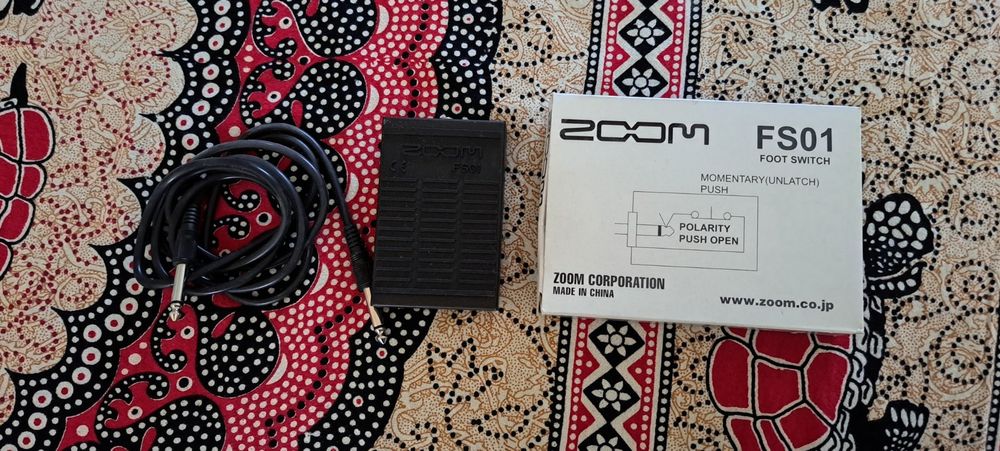 Zoom FS01 Fußschalter (Gebraucht) in Schlieren für CHF 12 – nur ...