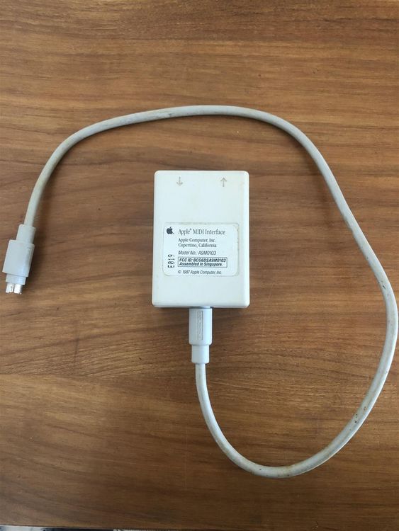 Vintage Apple® MIDI Interface A9M0103 (Gebraucht) in Zürich für CHF 7 ...