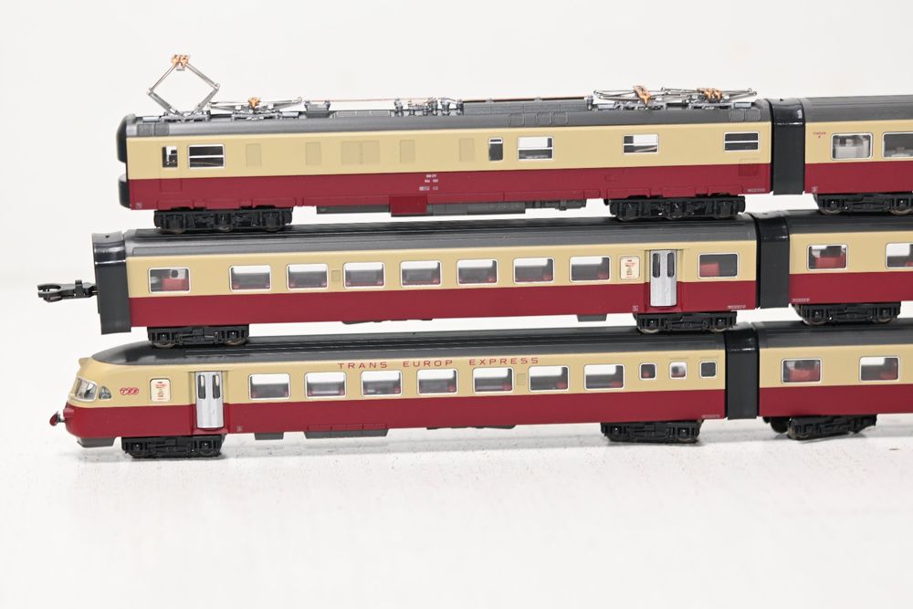 TEE Zug 6 teilig Kato Spur N ohne OVP , läuft einwandfrei | Kaufen auf ...