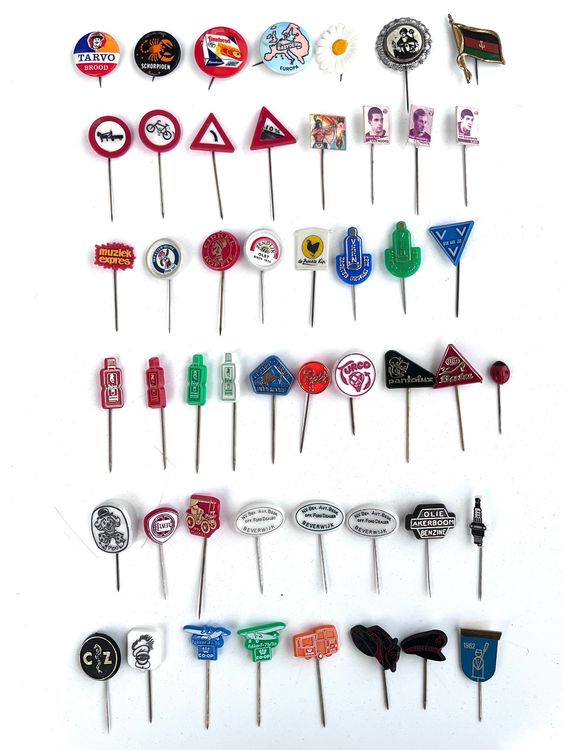 49 seltene Vintage PINS 60er 70er PIN Anstecker Sammlung | Kaufen auf ...