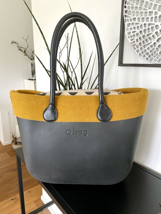 O-Bag, schwarze Tasche mit viel Zubehör👜 (Gebraucht) in Rothenburg für ...