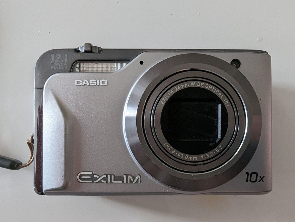 Casio EX-H10 Exilim 12.1Mega Pixels 10fach Zoom | Kaufen auf Ricardo