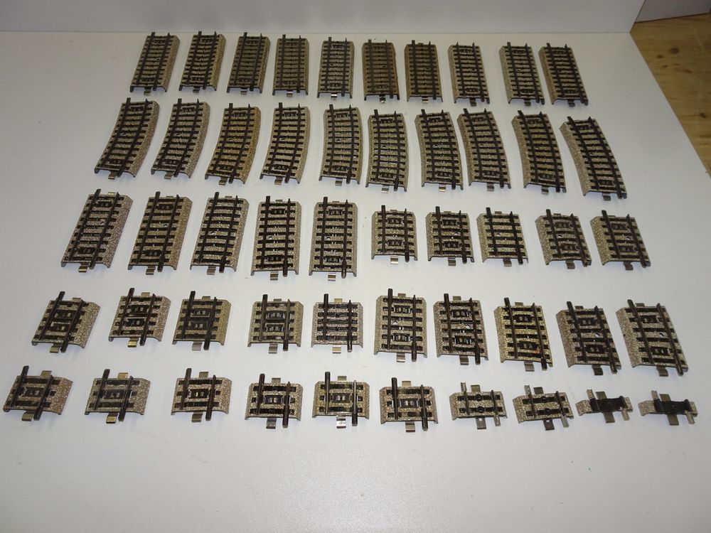 50 Märklin M-Gleis Schienen Ausgleicher Diverse HO (Gebraucht) in Emmenbrücke für CHF 24.9 – mit ...