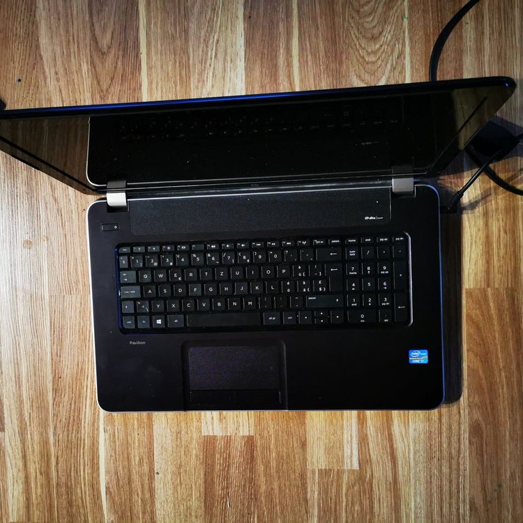 HP Pavillion 17 Notebook i7 8 GB 700 GB HDD Windows 10 (Gebraucht) in ...