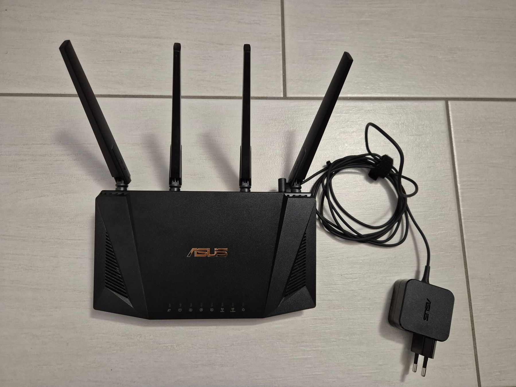 ASUS RT-AX58U AX3000 WLAN Router / Access Point Gigabit LAN (Gebraucht ...