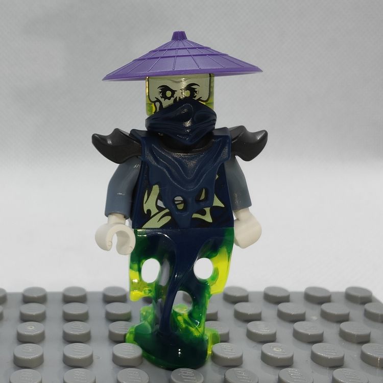 LEGO Minifigur "Ninjago, Ghost - Scythe Master Ghoultar" (Gebraucht) in ...