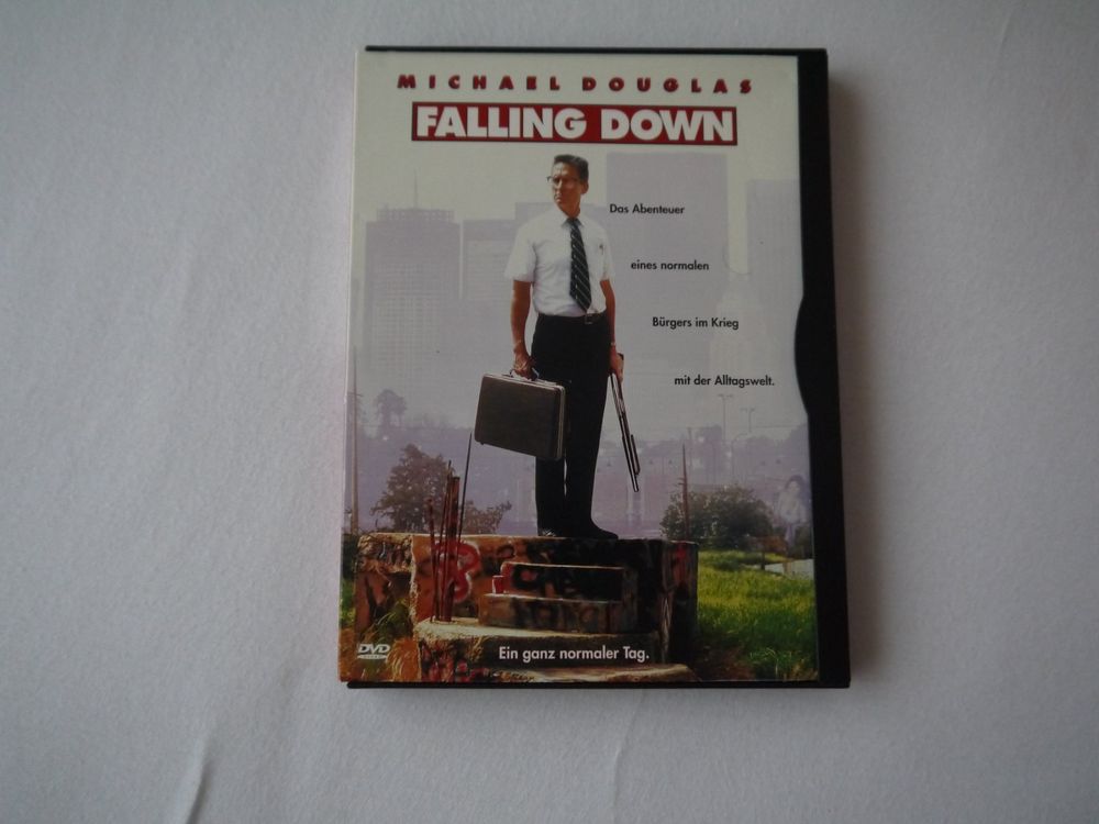 FALLING DAWN – Ein ganz normaler Tag-Michael Douglas | Kaufen auf Ricardo
