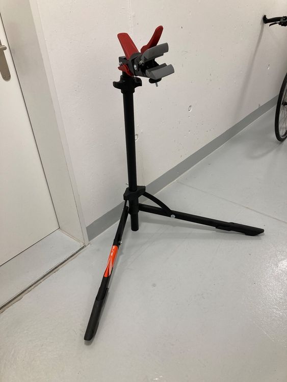 Fahrrad Montageständer Elite Team / Bike Workstand Elite (Gebraucht) in Forch für CHF 79 – nur ...