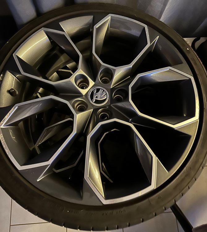 Skoda Rs ( felgen ) (Gebraucht) in Zug für CHF 555 – nur Abholung auf ...