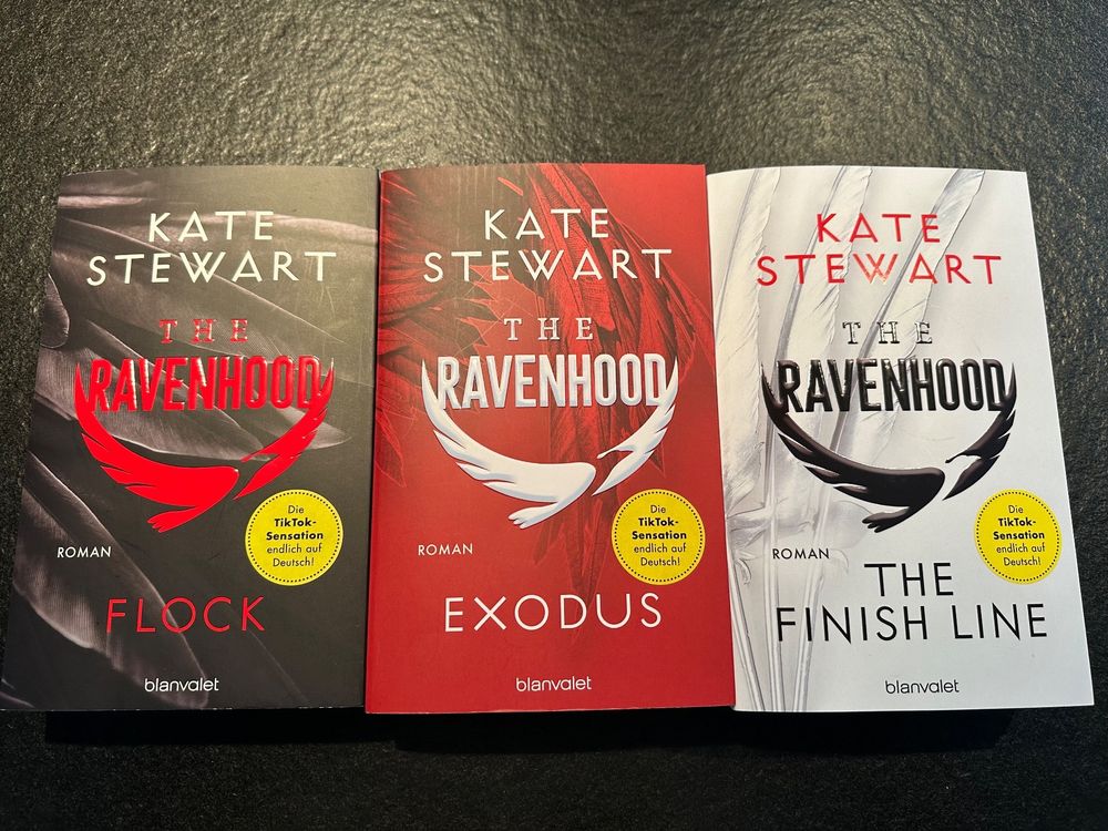 THE RAVENHOOD Trilogie von Kate Stewart | Kaufen auf Ricardo
