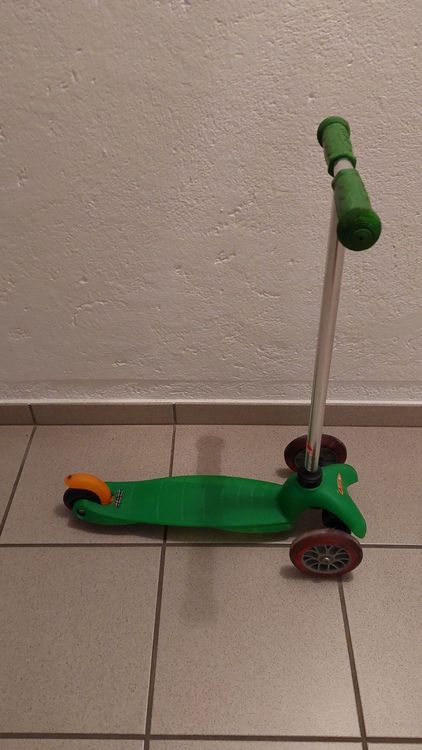 Mini Micro Classic Kinderoller (Gebraucht) in Suhr für CHF 6 – nur ...