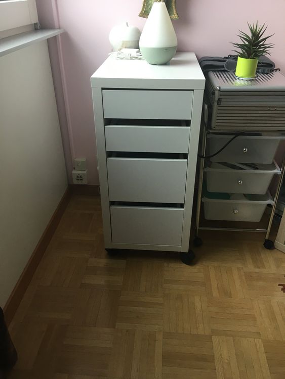 Korpus mit Schubladen (Gebraucht) in Rüti ZH für CHF 50 – nur Abholung ...