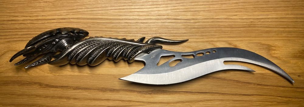 Fantasy Messer Alien (Gebraucht) in Schüpfen für CHF 10 – mit Lieferung ...