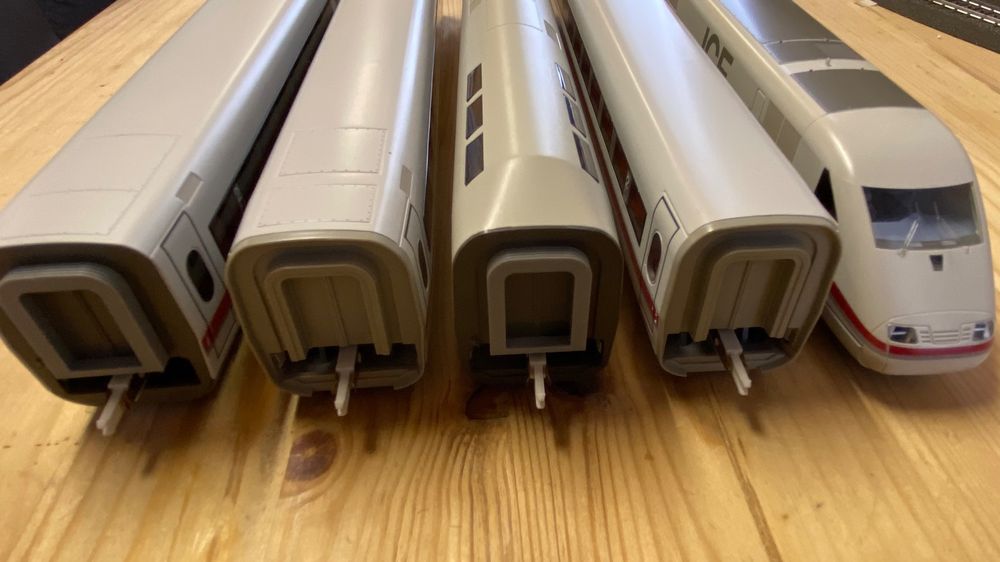 Märklin ICE 1/2 Digital mit neuem HLM/LED + Traktions-Set (Gebraucht ...