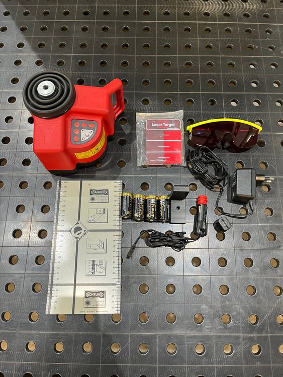 Baulaser - Lasermat Quadriga (Gebraucht) in Reichenburg für CHF 2 – nur Abholung auf Ricardo kaufen