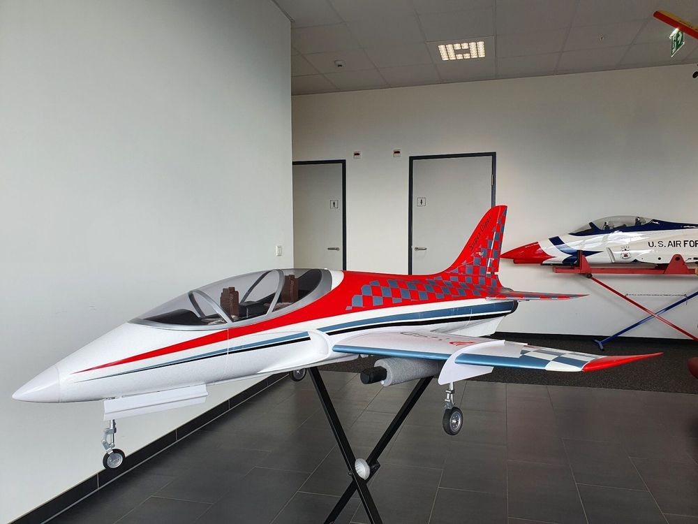 HSD Super Viper Jet EPO 1500mm PNP ( 105mm 12-Blatt S-EDF ) (Gebraucht ...