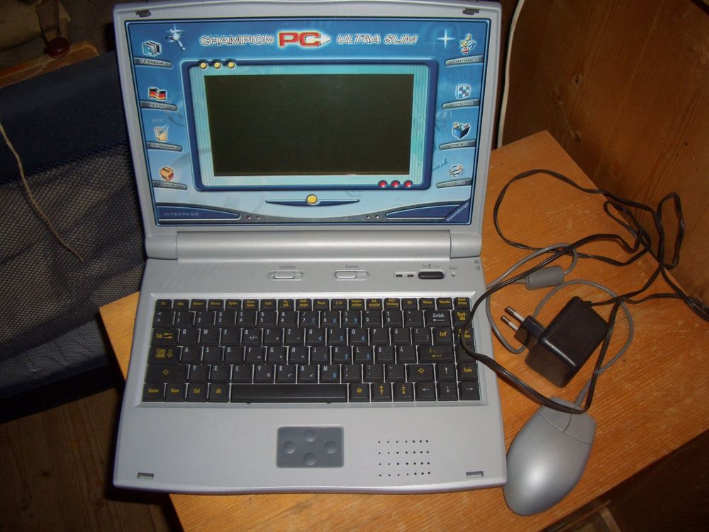 Champion PC Ultra Slim Laptop - Retro Gaming Spass! | Kaufen auf Ricardo