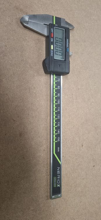 Digitaler Messschieber Neriox, 150mm, neuwertig (Gebraucht) in Sennwald für CHF 25 – mit ...