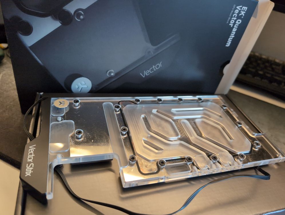 EK waterblock Asus Rog strix 3090 (Gebraucht) in Fully für CHF 5 – mit Lieferung auf Ricardo kaufen