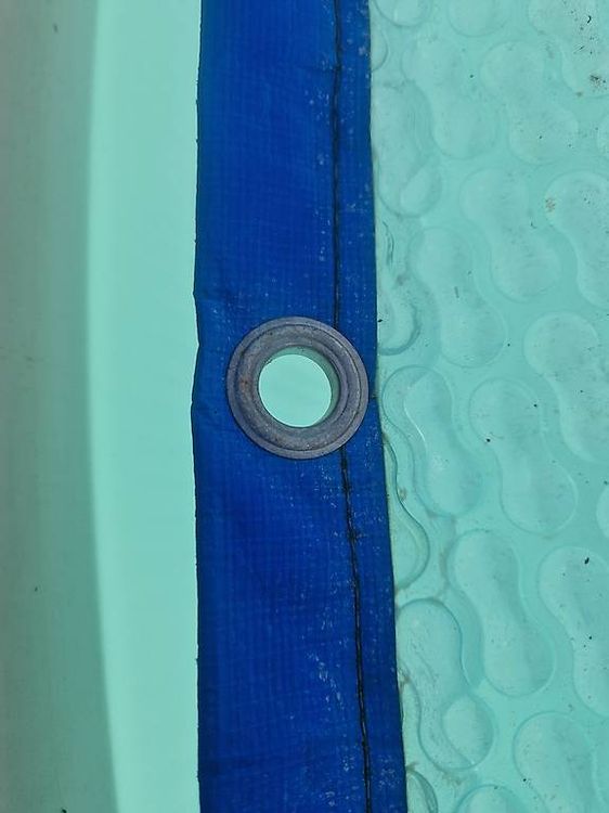 Bâche à bulles ronde 3.60m, 400 microns (Gebraucht) in Vilars NE für ...