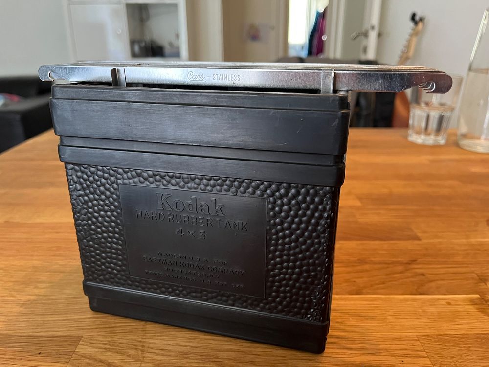 Kodak 4x5 development tank with 8 holders (Gebraucht) in Zürich für CHF ...
