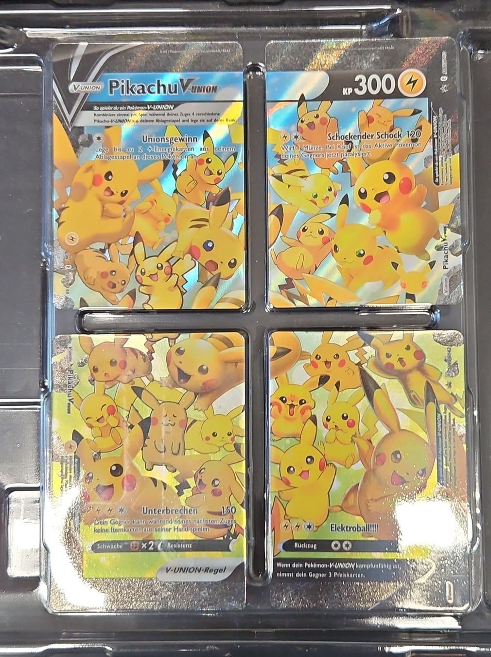 Pokemon Celebrations Pikachu V-UNION Set - Top Zustand! (Neu (gemäss ...