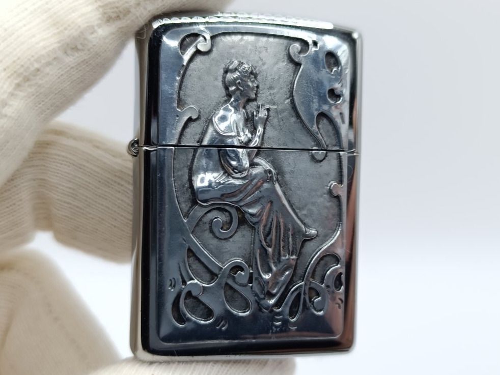 ZIPPO Smoking Lady-A Emblem (Lagerspuren) | Kaufen auf Ricardo