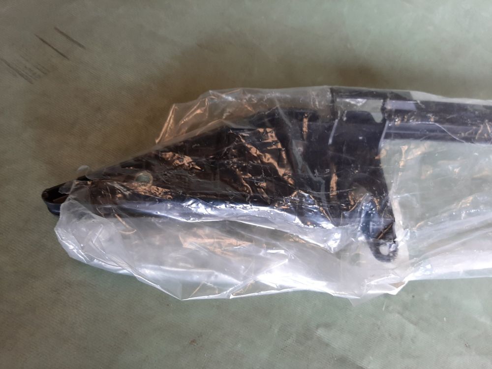 BMW X5 E53 Halter Wasserkühler NOS-OEM 17101439117 (Gebraucht) in ...