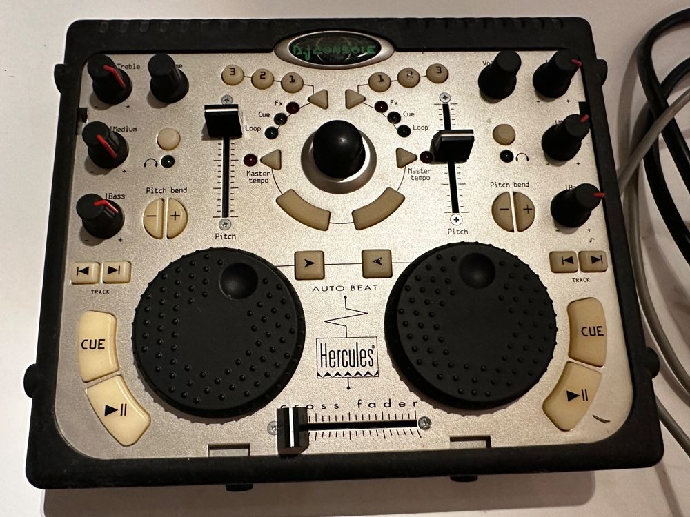 Hercules dj mixer (Gebraucht) in für CHF 30 – mit Lieferung auf Ricardo ...