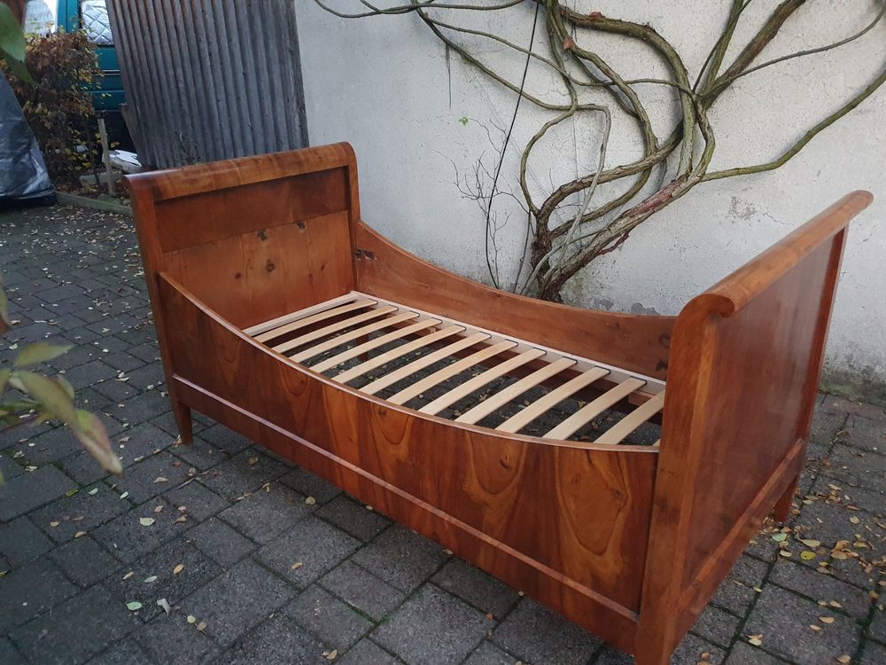 Biedermeier Bett, Klein | Kaufen auf Ricardo