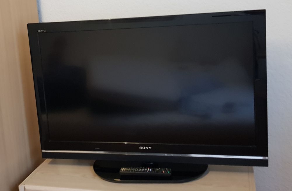 SONY Bravia Fernseher KDL-40V5610 (Gebraucht) in Urdorf für CHF 20 ...