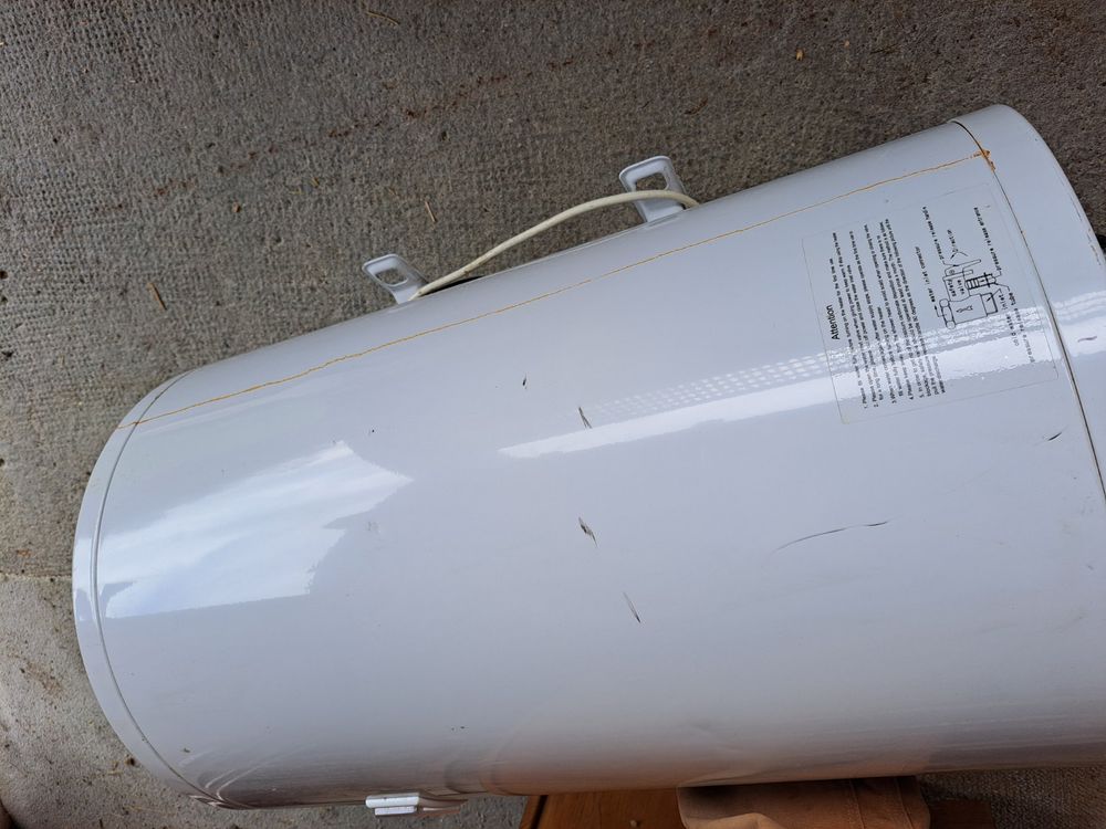 Boiler 80l (Gebraucht) in Klosters für CHF 55 – nur Abholung auf ...
