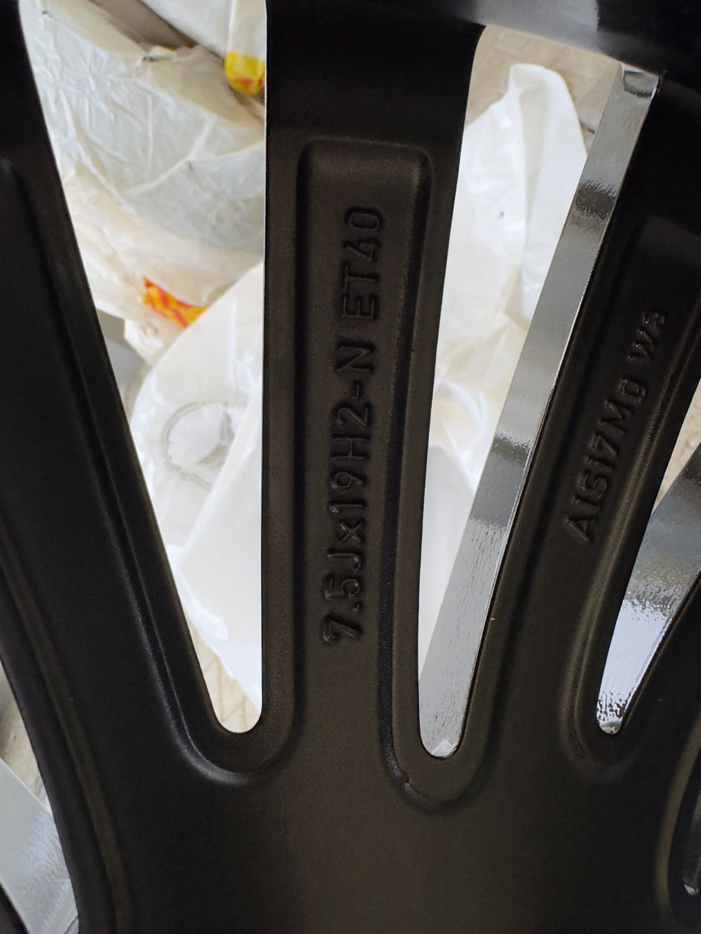 Original Mercedes Benz AMG Alufelgen19 Zoll (Gebraucht) in Schwyz für ...