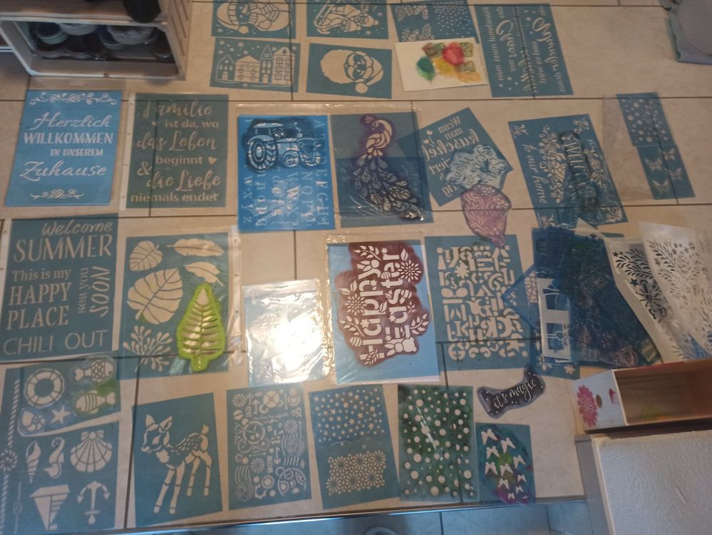 Flexschablonen und selbstklebende Schablonen Gonis (Gebraucht) in Kappel SO für CHF 24 – mit ...