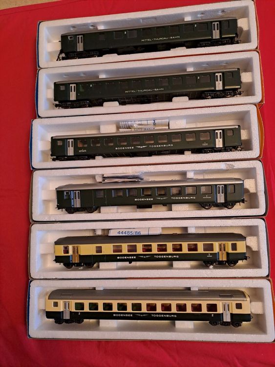 Roco : 6 Personenwagen mit versch. Beschriftungen (Neu und originalverpackt) in Märwil für CHF ...