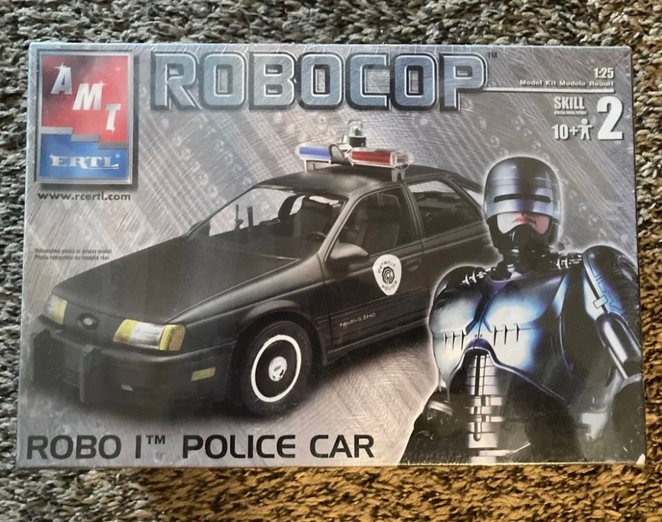 1:25 AMT Ertl Robocop Robo I police car plastic model kit | Kaufen auf ...