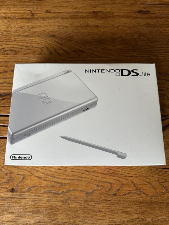 Nitendo DS lite (Gebraucht) in Oberrieden für CHF 100 – mit Lieferung ...