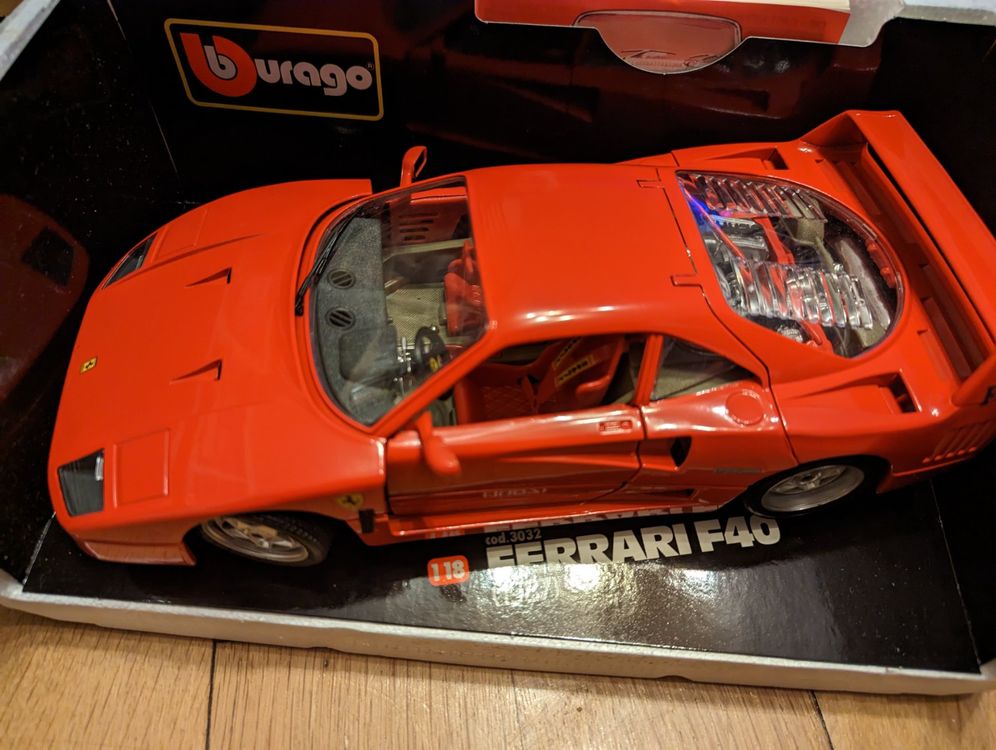 Bburago Ferrari F40 1987 rot 1/18 | Kaufen auf Ricardo