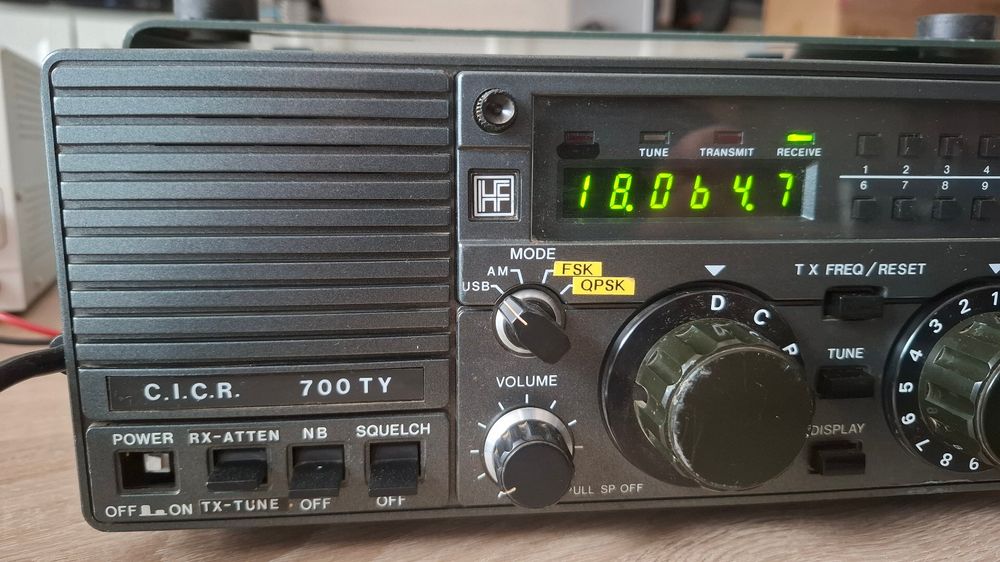 Icom IC-M700TY Funkgerät (Usato) a Lützelflüh-Goldb per CHF 66 – con ...